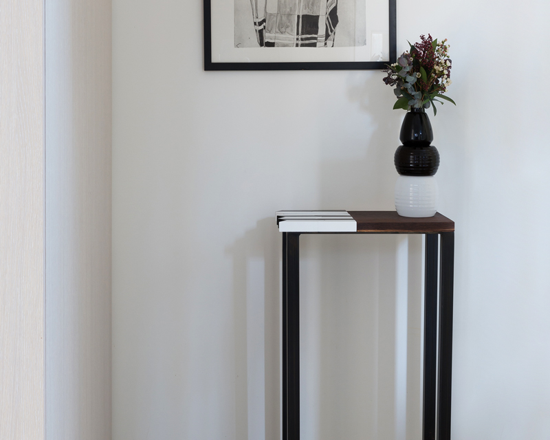 Console origami Drapô - Les pieds sur la table